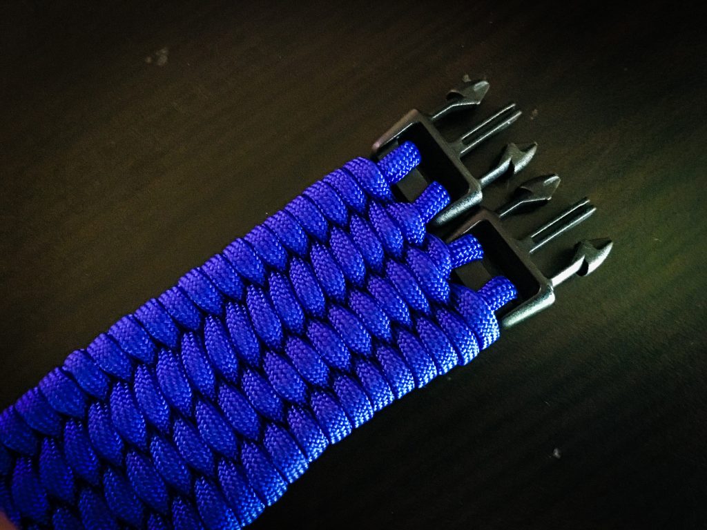 Survival Bracelet – Double Trilobite, Wide Fishtail, Paracord, Double ...